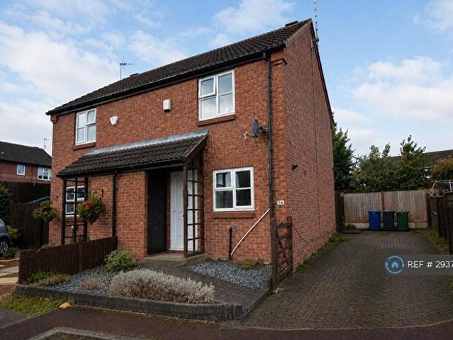 2 Bedroom Semi Detached House To Rent In Ritchie Close, Nottingham, NG12