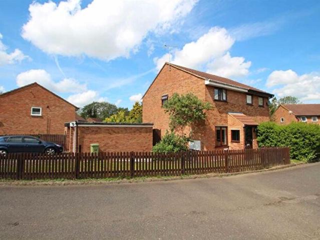 2 Bedroom Semi Detached House To Rent In Robins Hill, Coffee Hall, MK6