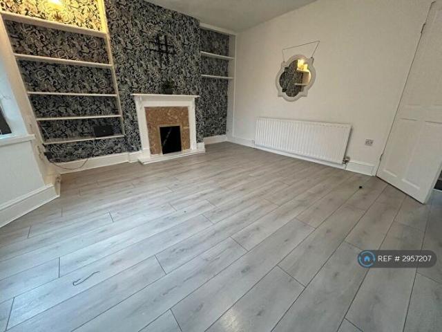 2 Bedroom Semi Detached House To Rent In Rothley Avenue, Nottingham, NG3