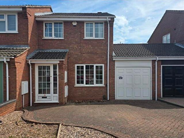 2 Bedroom Semi Detached House To Rent In Turchill Drive, Sutton Coldfield, B76