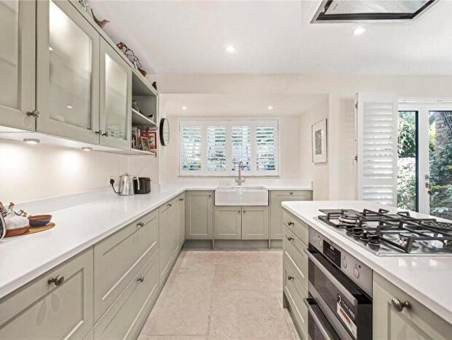 2 Bedroom Semi Detached House To Rent In Trinity Street, Oxford, Oxfordshire, OX1