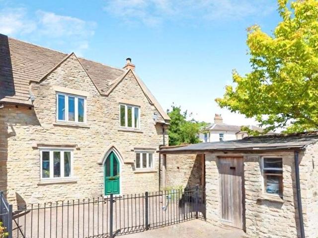 2 Bedroom Semi Detached House To Rent In Walkers Barn, Heathfield, Kidlington, OX5
