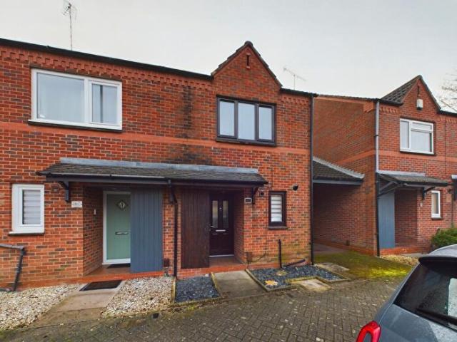 2 Bedroom Semi Detached House To Rent In Woods Lane, Derby, DE22