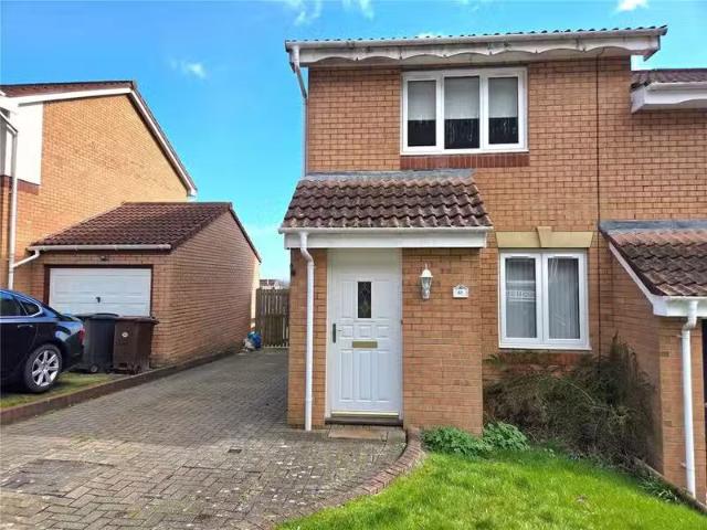 2 bedroom Semi Detached House to rent, Letham Way, Dalgety Bay.