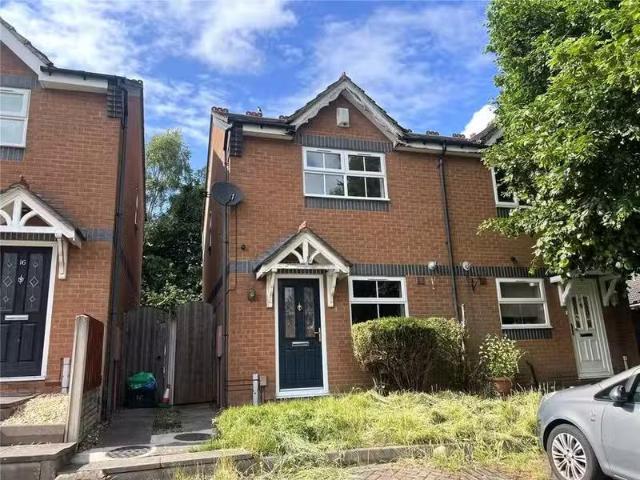 2 bedroom Semi Detached House to rent, Limes Road, Dudley, DY1.