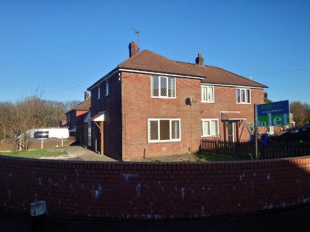 2 bedroom semi detached house to rent