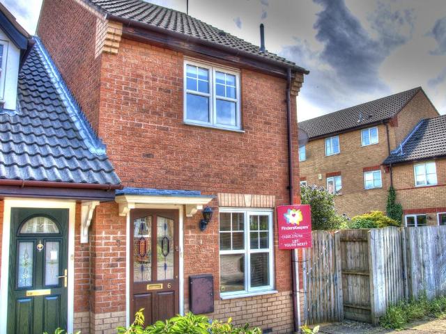 2 bedroom semi detached house to rent