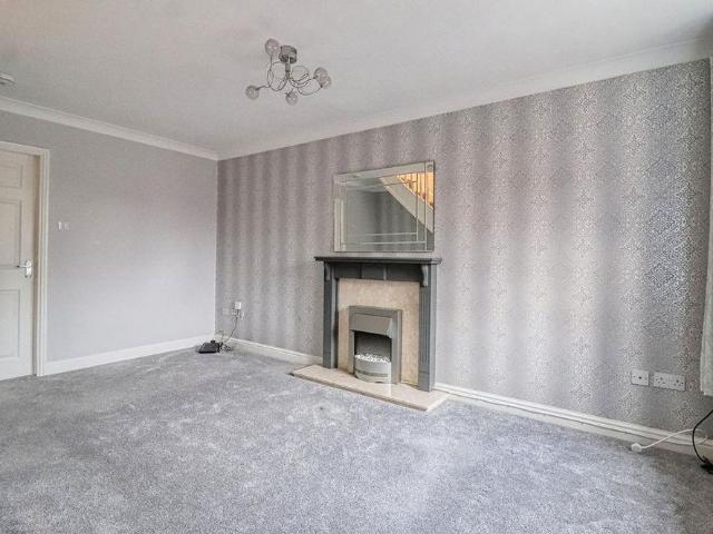 2 bedroom semi detached house to rent