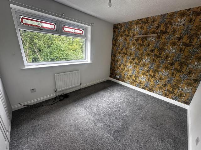 2 bedroom semi detached house to rent