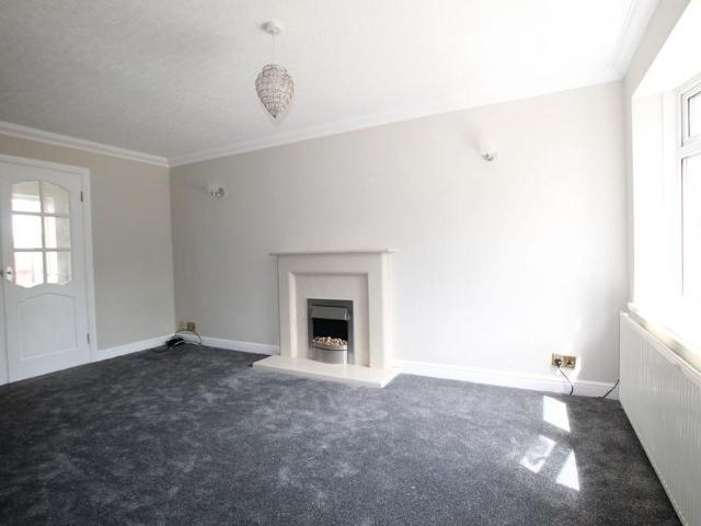 2 bedroom semi detached house to rent