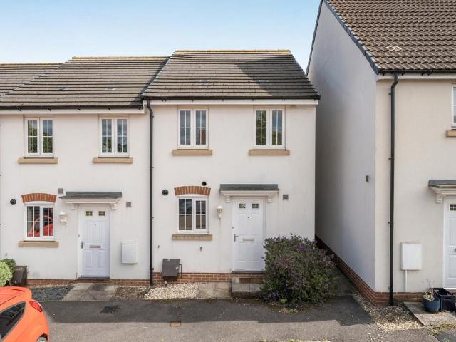 2 bedroom semi detached house to rent