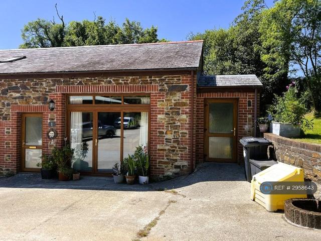 2 bedroom semi detached house to rent