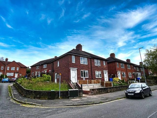 2 bedroom semi detached house to rent