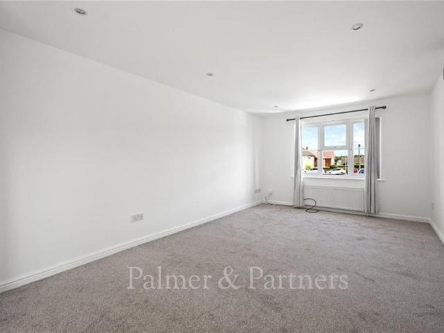 2 bedroom semi detached house to rent