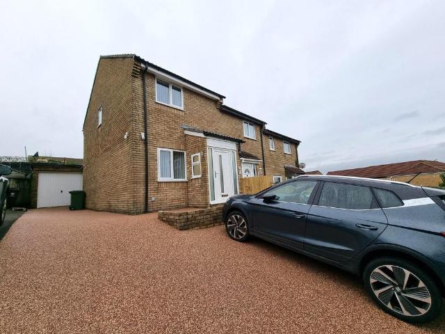 2 bedroom semi detached house to rent