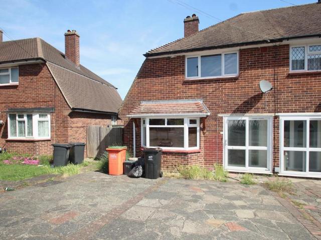2 bedroom semi detached house to rent