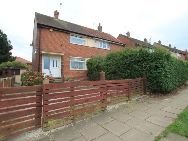 2 bedroom semi detached house to rent