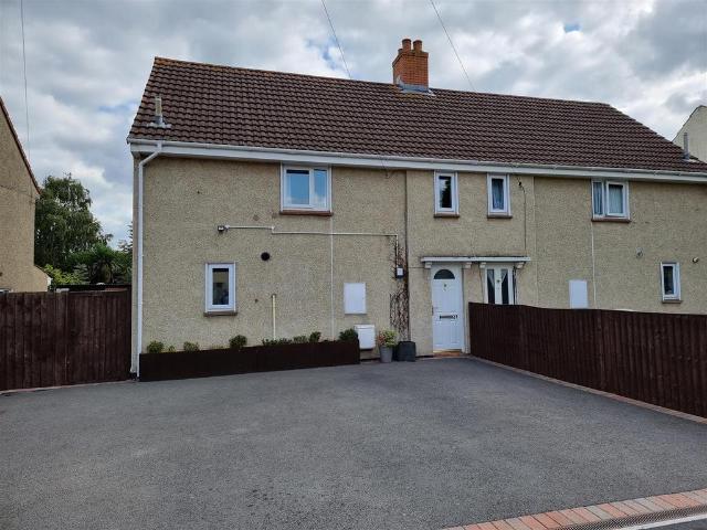 2 bedroom semi detached house to rent
