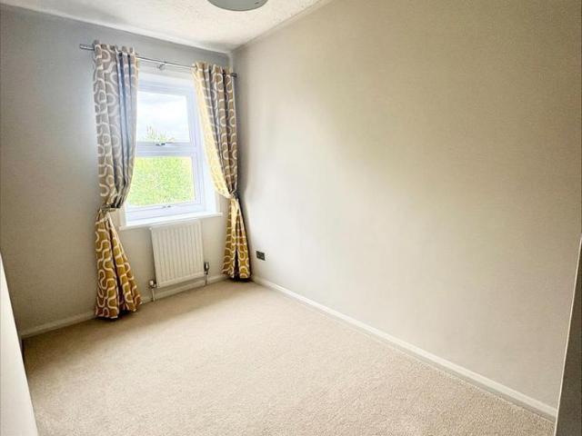 2 bedroom semi detached house to rent