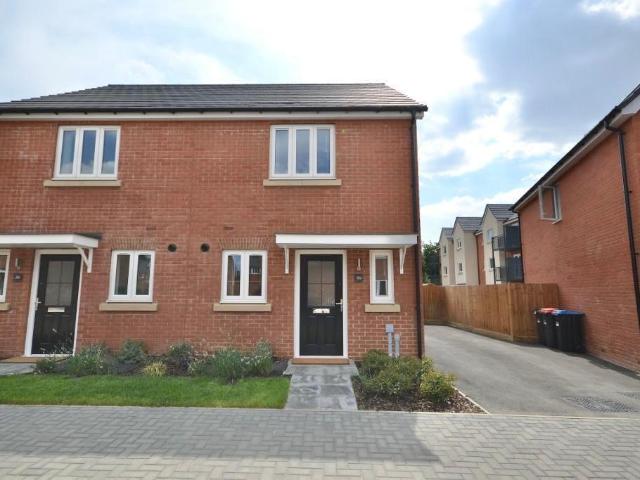2 bedroom semi detached house to rent