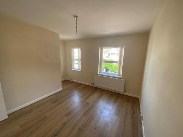 2 bedroom semi detached house to rent
