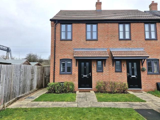 2 bedroom semi detached house to rent