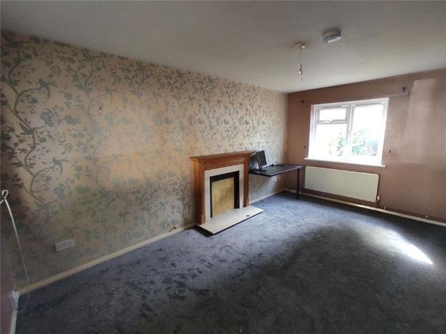 2 bedroom semi detached house to rent