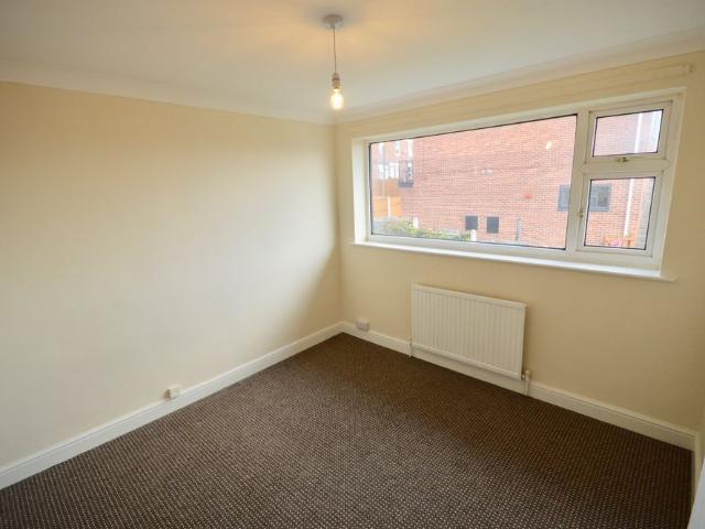 2 bedroom semi detached house to rent