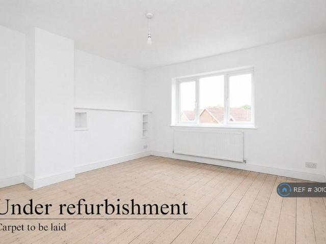 2 bedroom semi detached house to rent