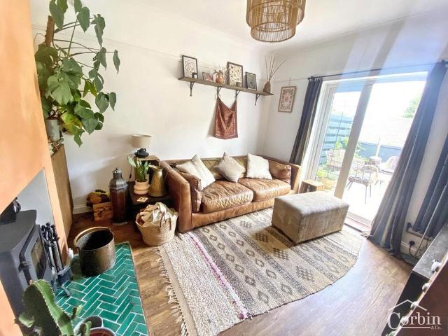 2 bedroom semi detached house to rent