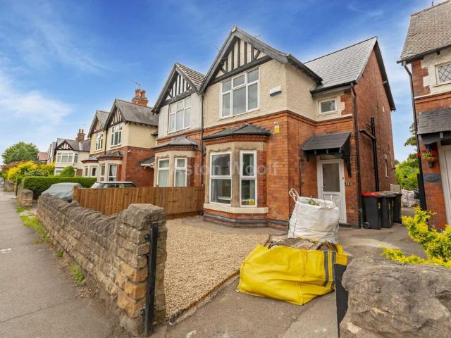 2 bedroom semi detached house to rent