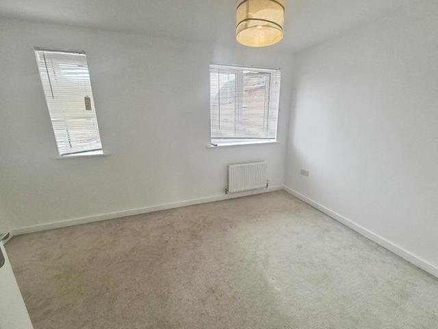 2 bedroom semi detached house to rent