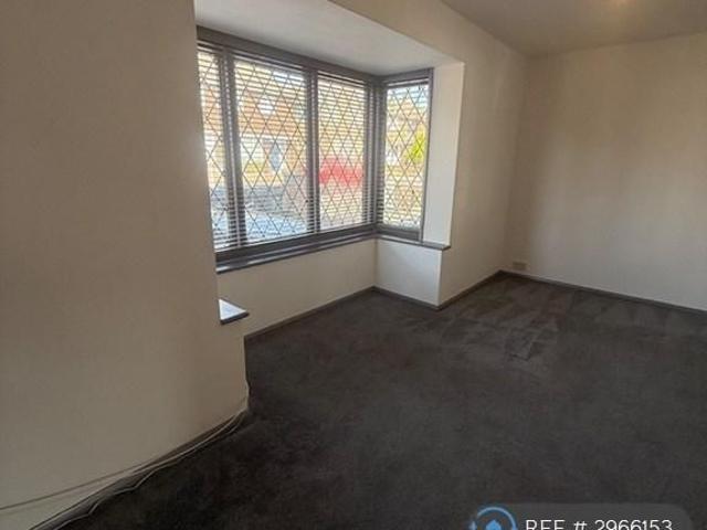 2 bedroom semi detached house to rent