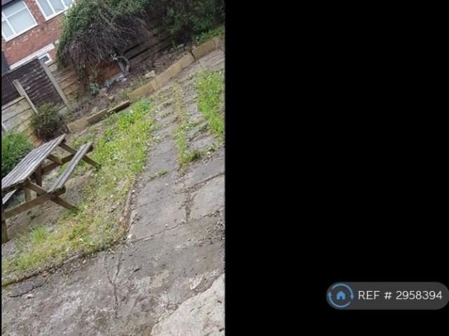 2 bedroom semi detached house to rent