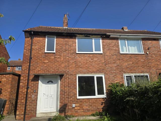 2 bedroom semi detached house to rent