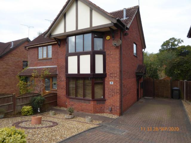 2 bedroom semi detached house to rent
