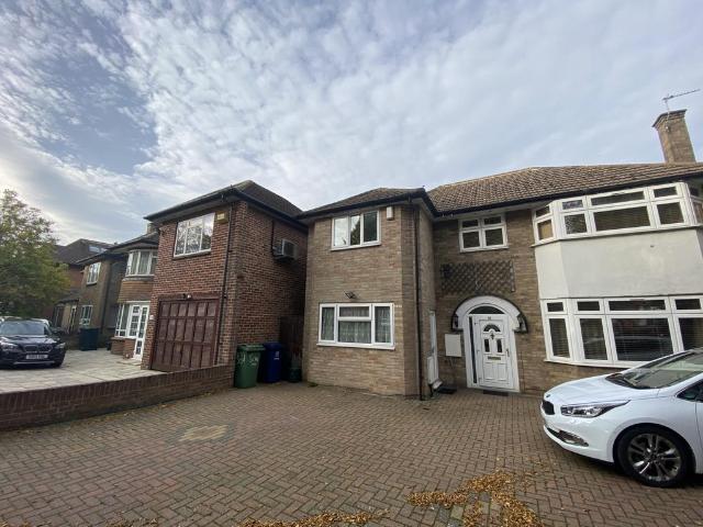 2 bedroom semi detached house to rent