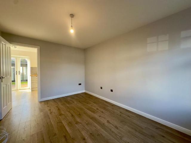 2 bedroom semi detached house to rent