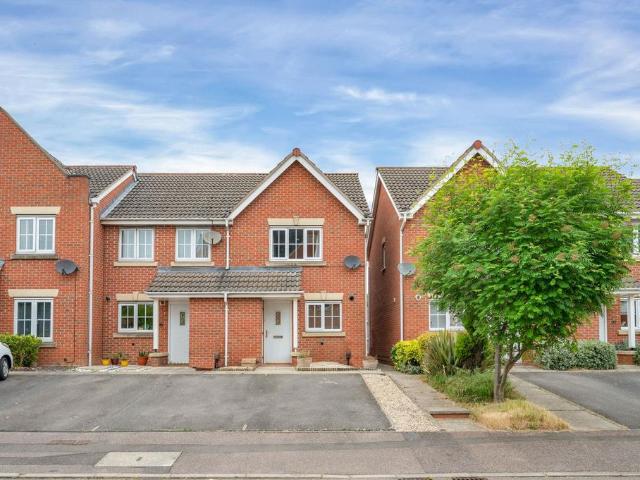 2 bedroom semi detached house to rent