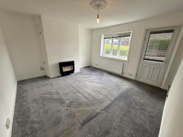2 bedroom semi detached house to rent