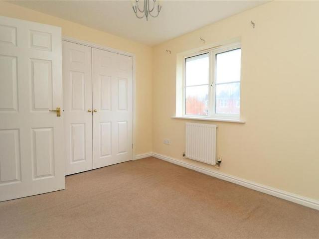 2 bedroom semi detached house to rent