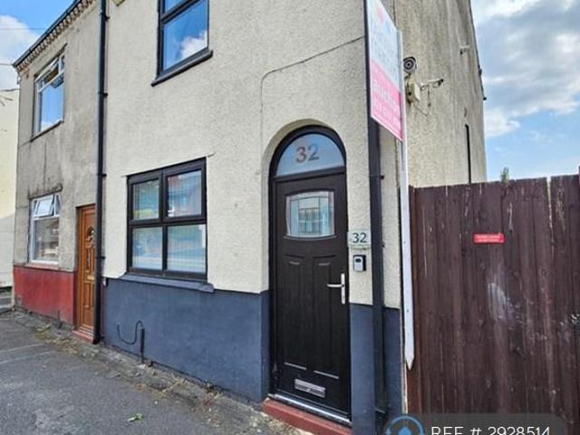 2 bedroom semi detached house to rent