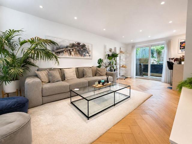 2 bedroom semi detached house to rent