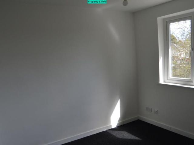 2 bedroom semi detached house to rent