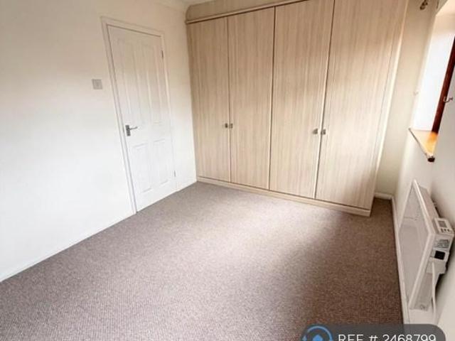 2 bedroom semi detached house to rent