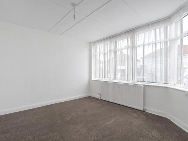 2 bedroom semi detached house to rent