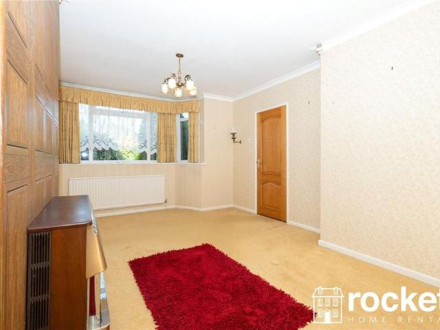 2 bedroom semi detached house to rent