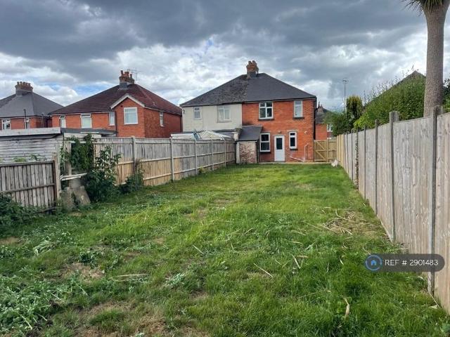 2 bedroom semi detached house to rent