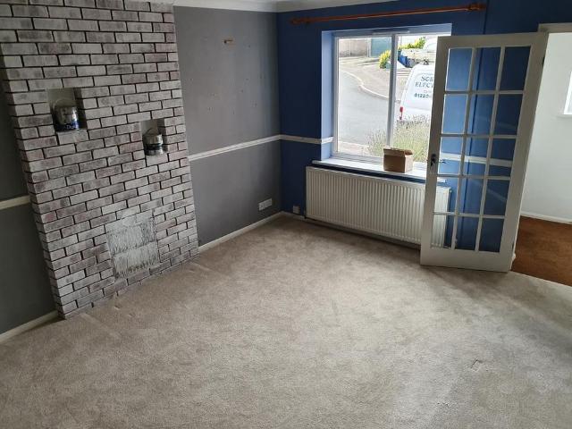 2 bedroom semi detached house to rent