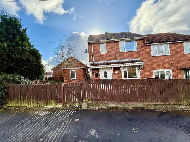 2 bedroom semi detached house to rent